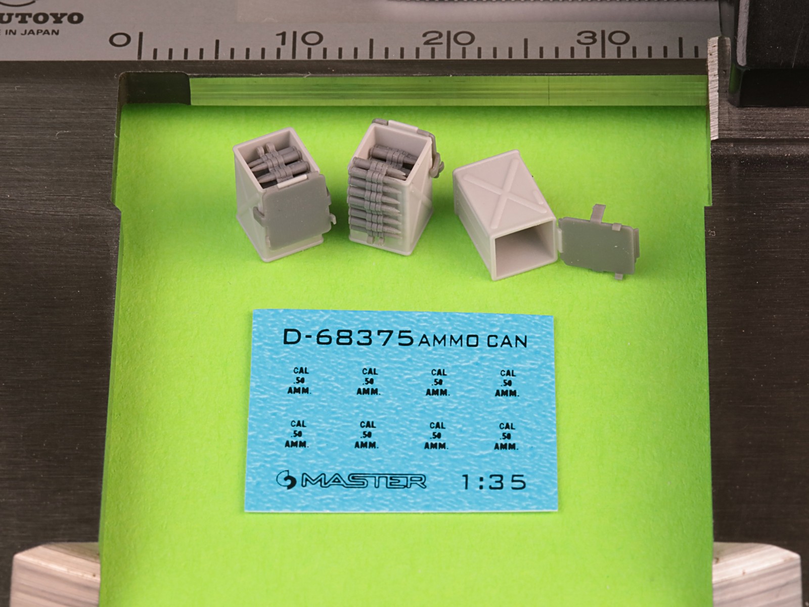 Master Model GM-35-071 Early small ammunition cans (D68375) for Browning M2HB .50 cal machine ...