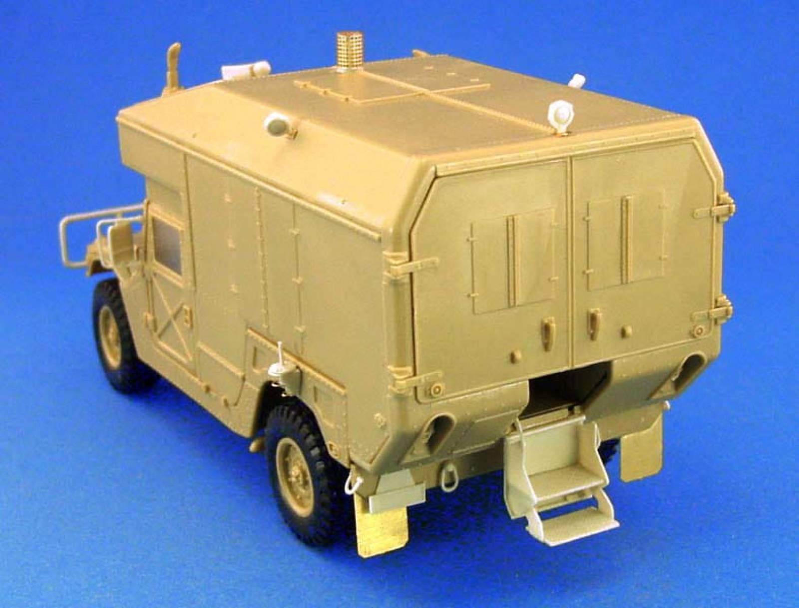 IDF Humvee Ambulance Conversion Set -Academy- / 1:35, Legend ...